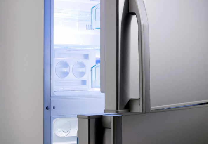 Pros and Cons of a Bottom-Mounted Freezer | Speedy Refrigerator Service